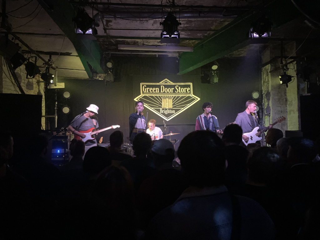 Blondes Live Review | The Badger